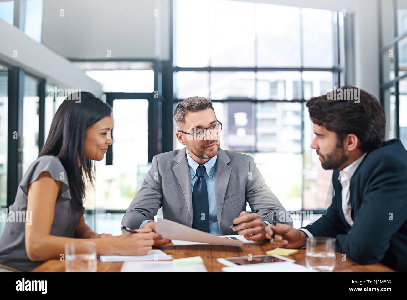 Man employee worker white collar job hi-res stock photography and ...