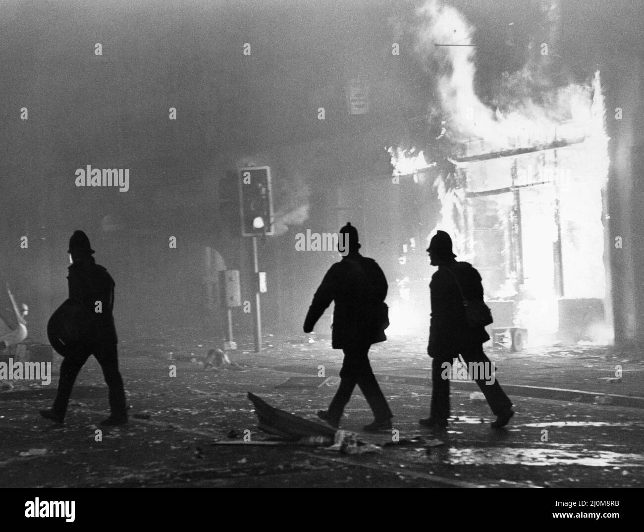 Toxteth Riot 6th July 1981Police officers in riot gear outside a ...