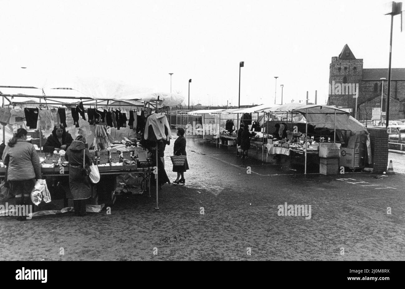 1980s outdoor market hi-res stock photography and images - Alamy