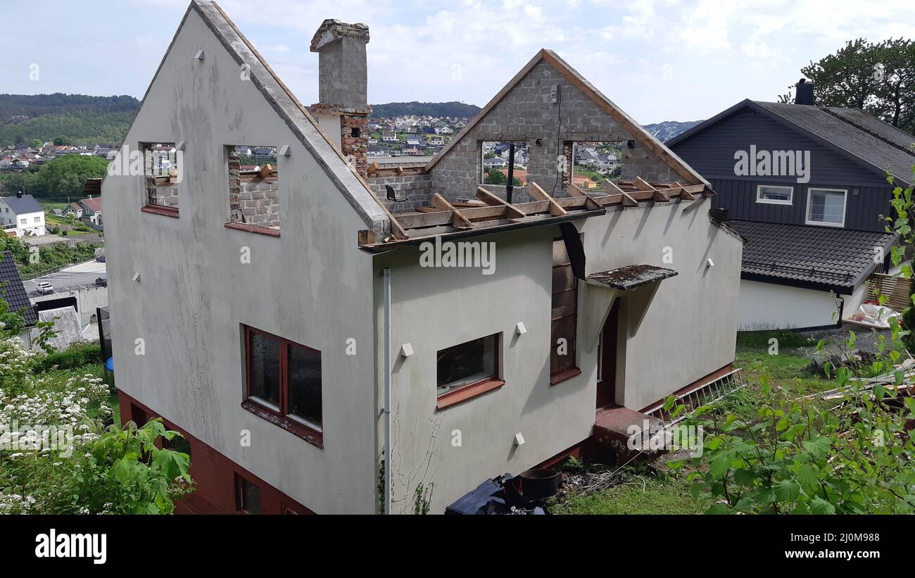 Demolishing roof hi-res stock photography and images - Alamy