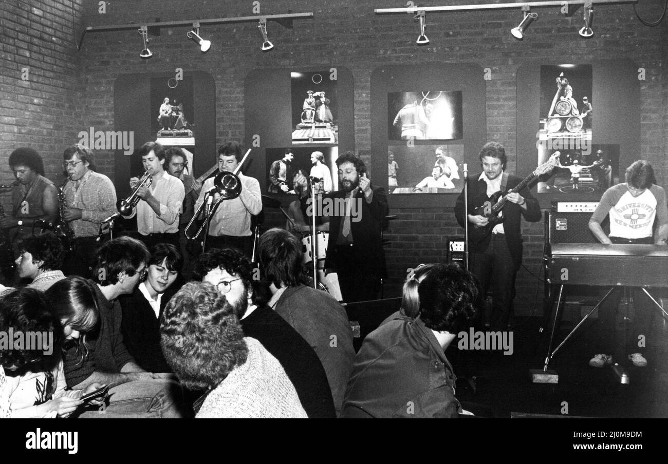 24 torpedoes hi-res stock photography and images - Alamy