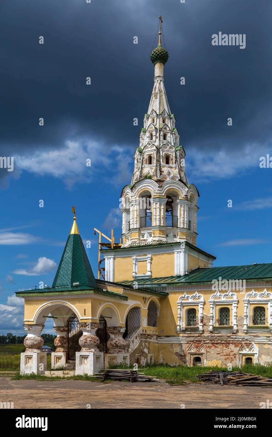 John baptist church tower hi-res stock photography and images - Alamy