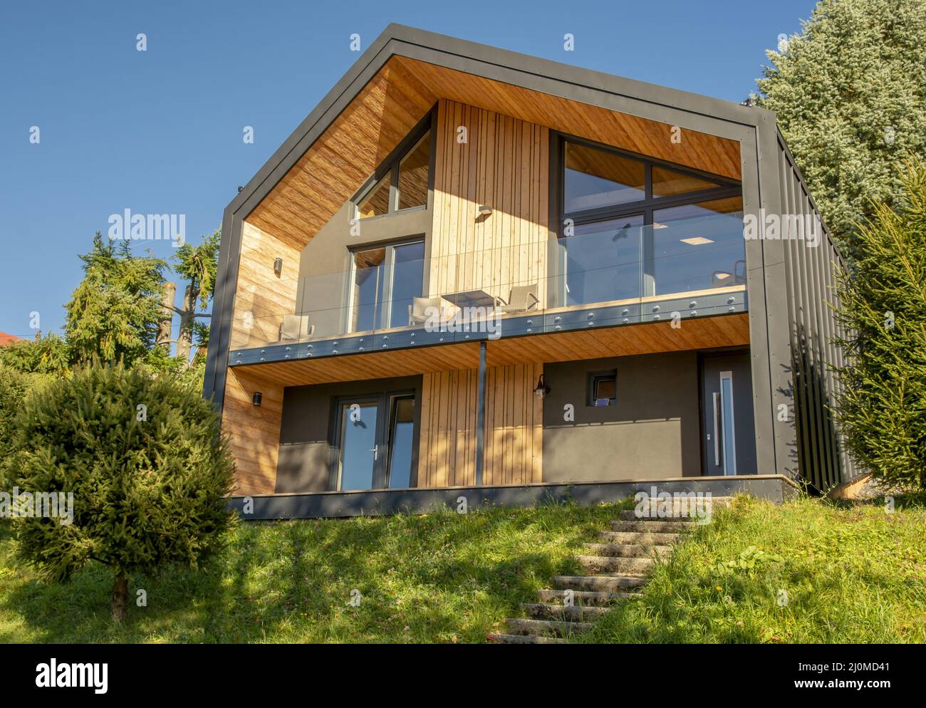 Modern and features hi-res stock photography and images - Alamy