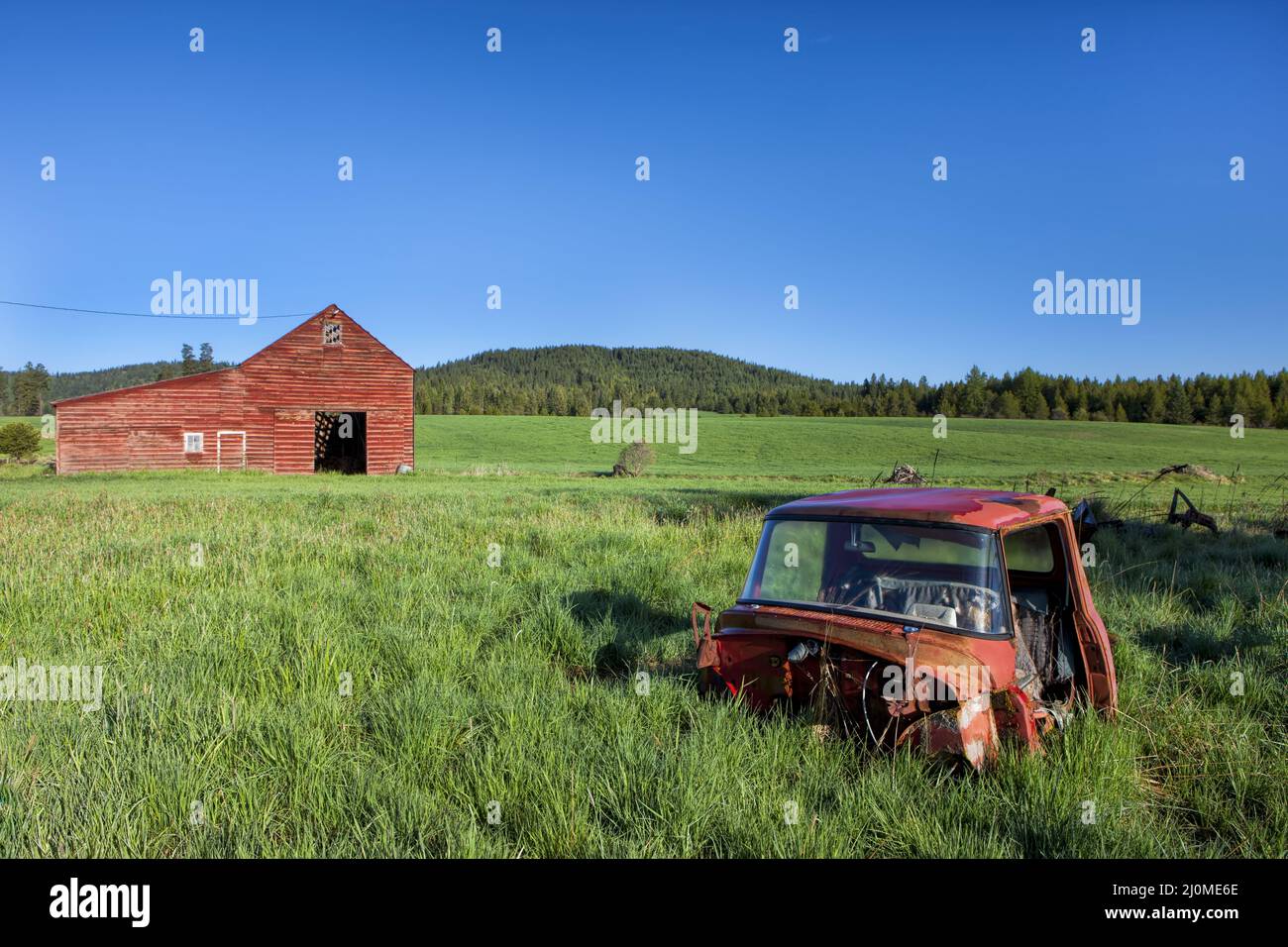 Vehicle barn hi-res stock photography and images - Alamy