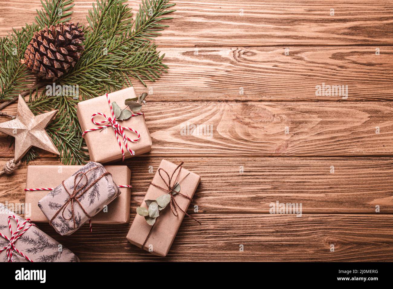 Christmas presents background Stock Photo - Alamy