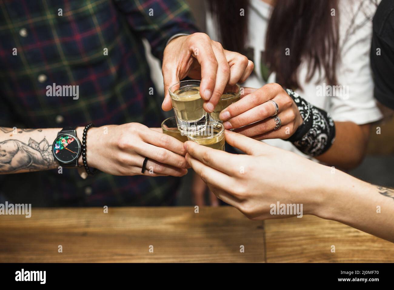 Group shot hi-res stock photography and images - Alamy