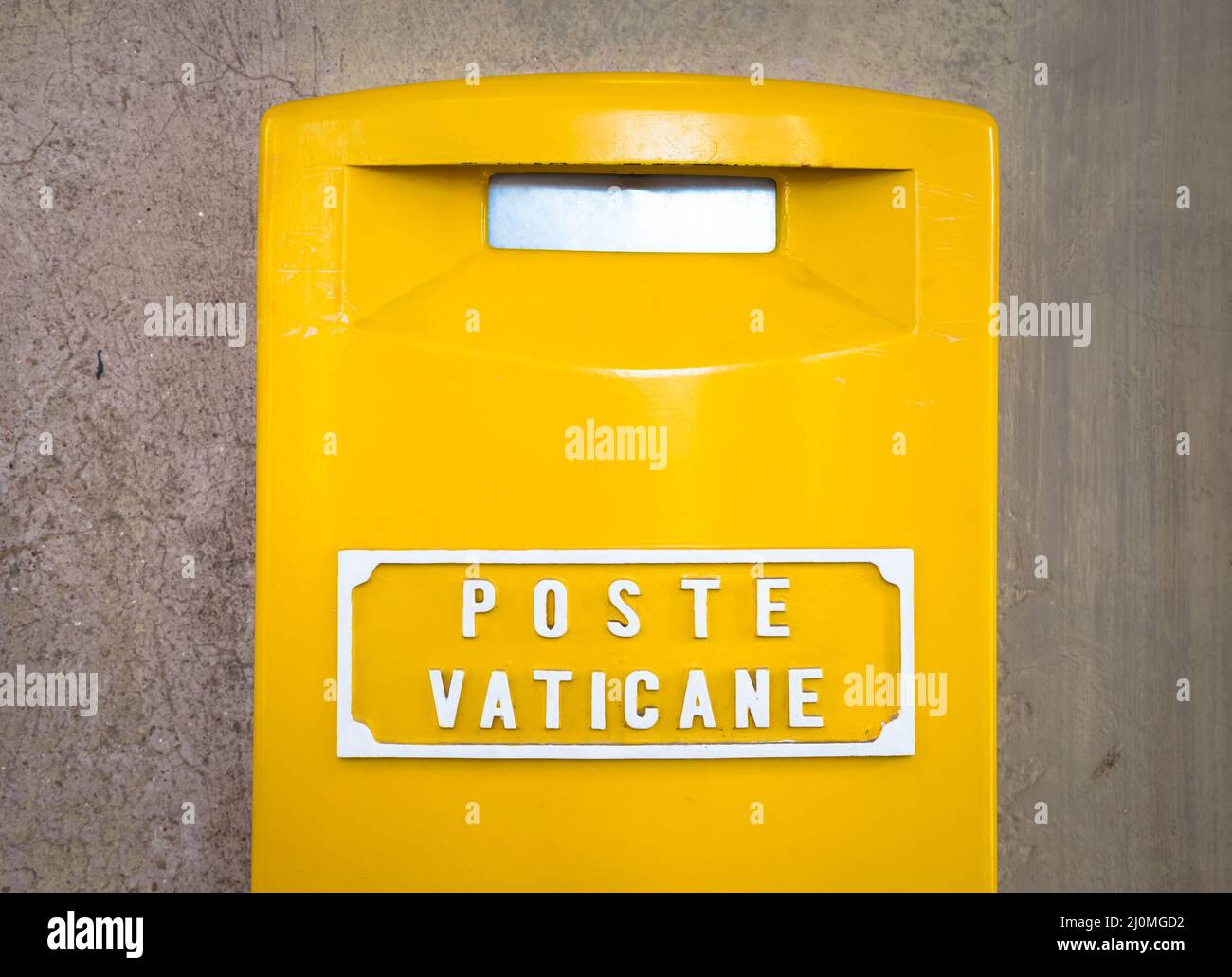 Yellow post box in Vatican Stock Photo - Alamy