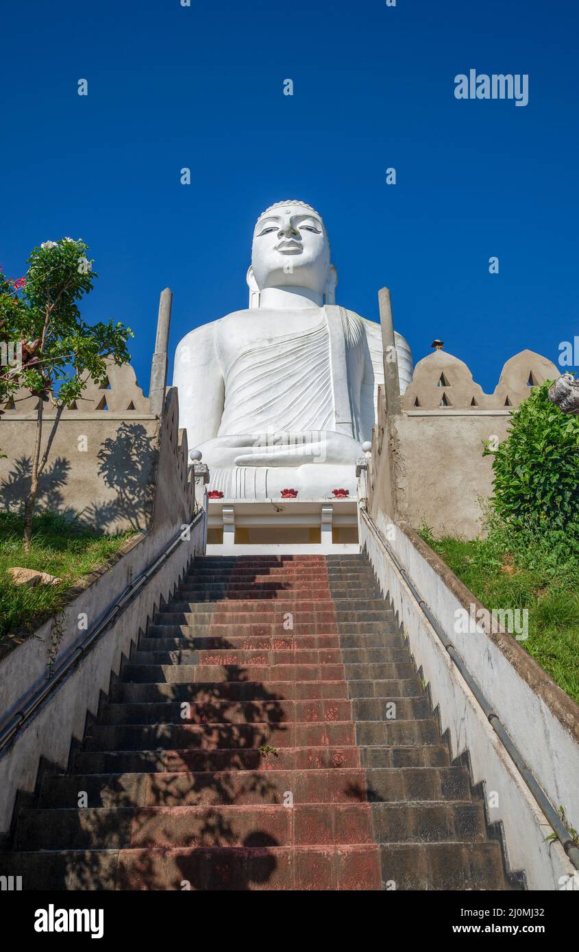 KANDY, SRI LANKA - MARCH 17, 2015: Buddha Statue in Bahiravakanda ...