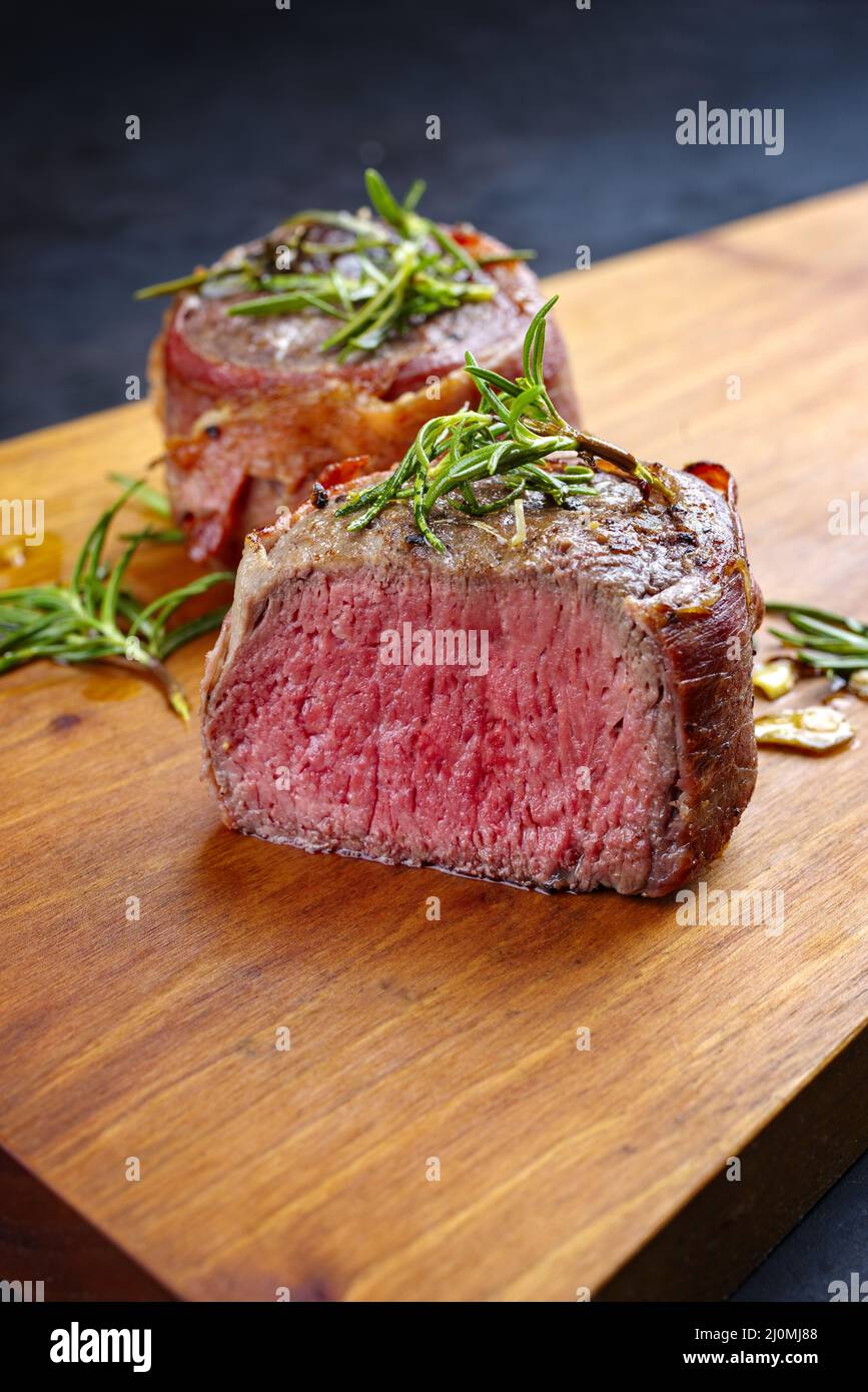 Tournedos bacon hi-res stock photography and images - Alamy
