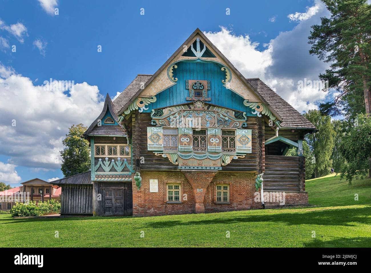 Wooden house Teremok, Flenovo, Russia Stock Photo - Alamy