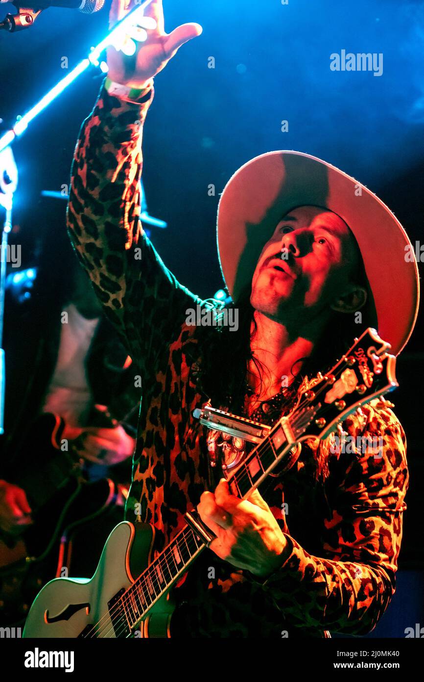 Clayton Bellamy and the Congregation brought the church of rock when ...