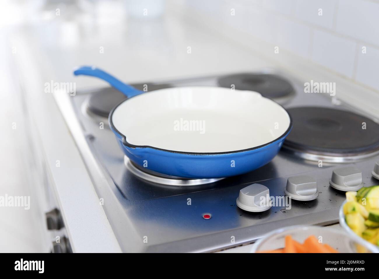 Frying stove hi-res stock photography and images - Alamy