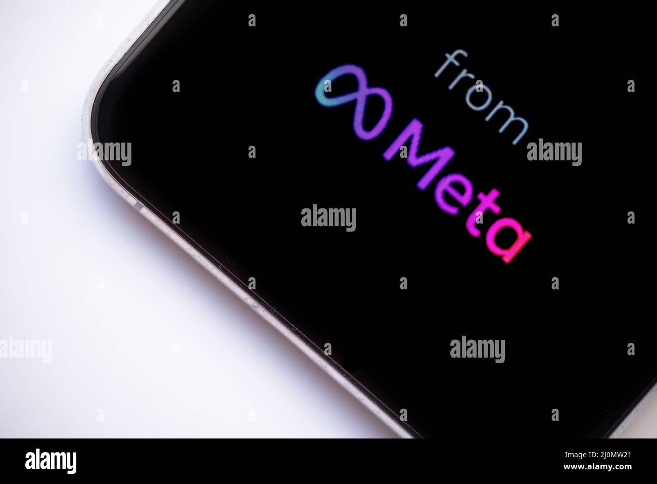 Meta logo hi-res stock photography and images - Alamy