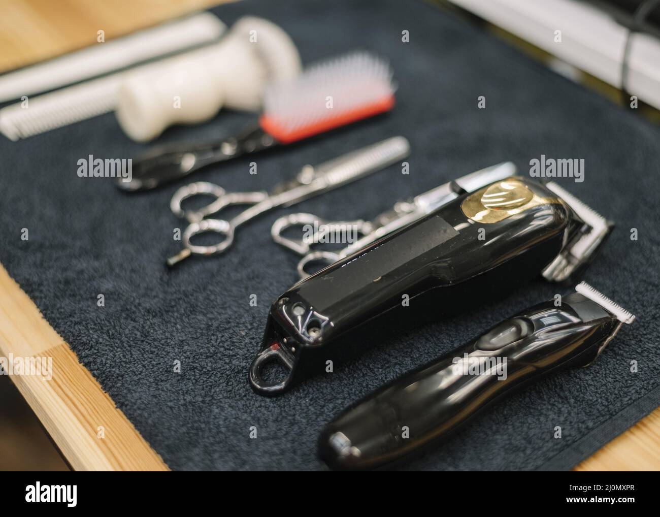 Barbershop tools hi-res stock photography and images - Alamy