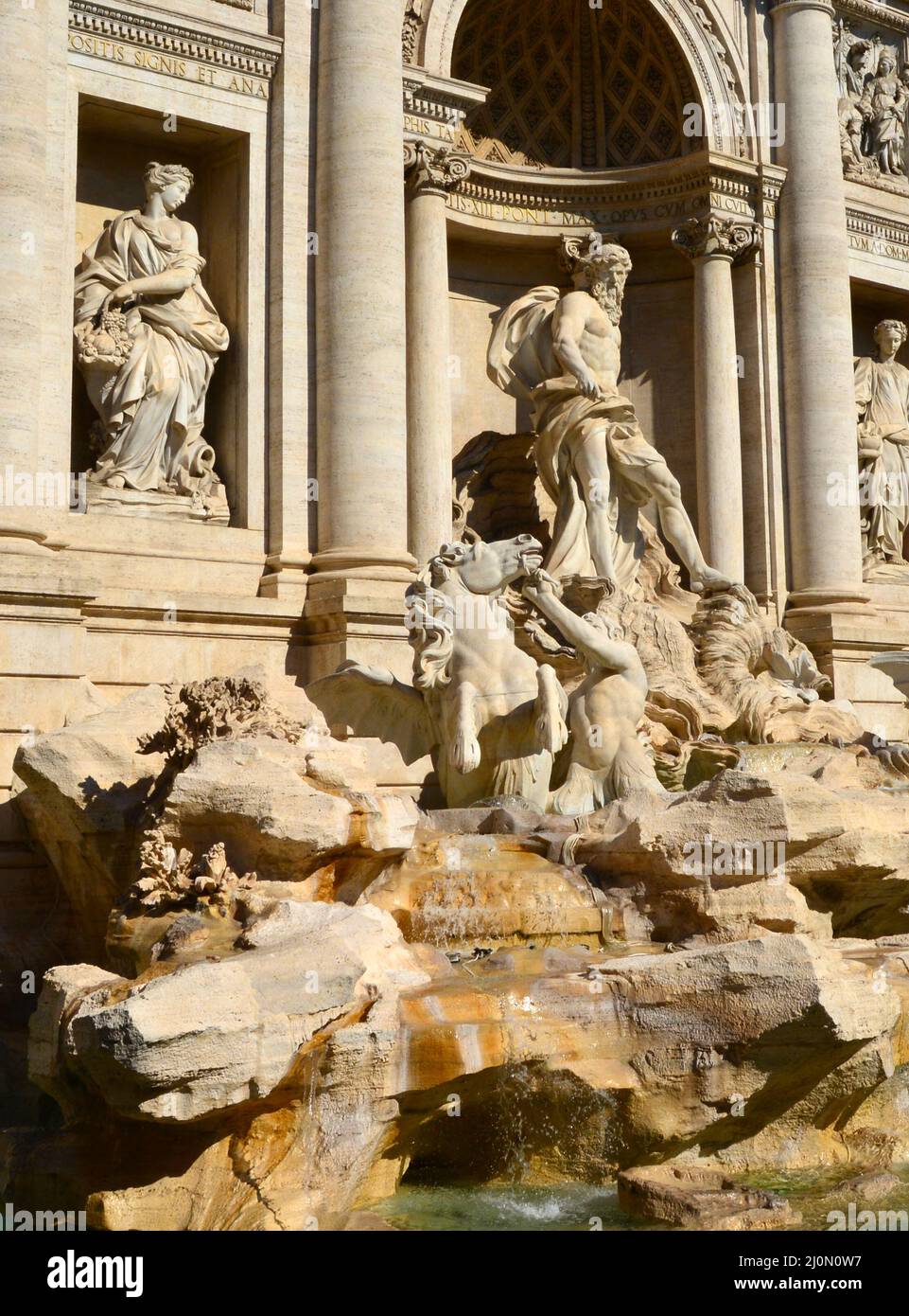 Trevi fountain, Rome Stock Photo - Alamy
