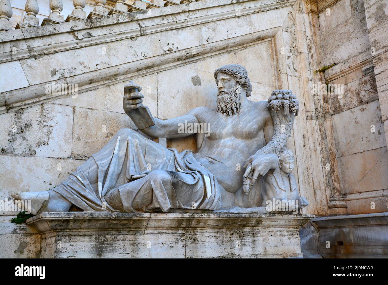 Statue of a Roman God Stock Photo - Alamy