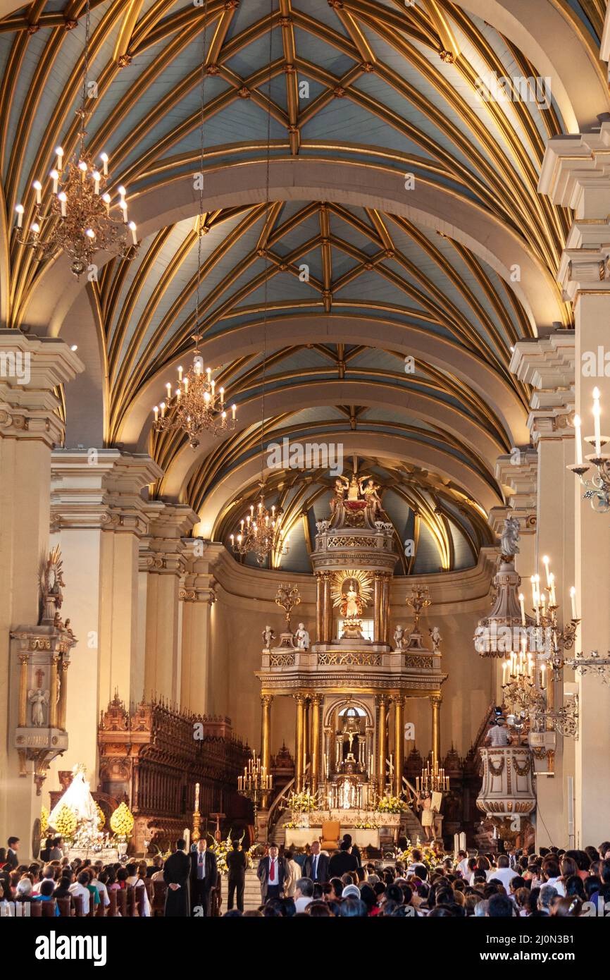Closeup of the interior of the cathedral of Lima, Peru Stock Photo - Alamy