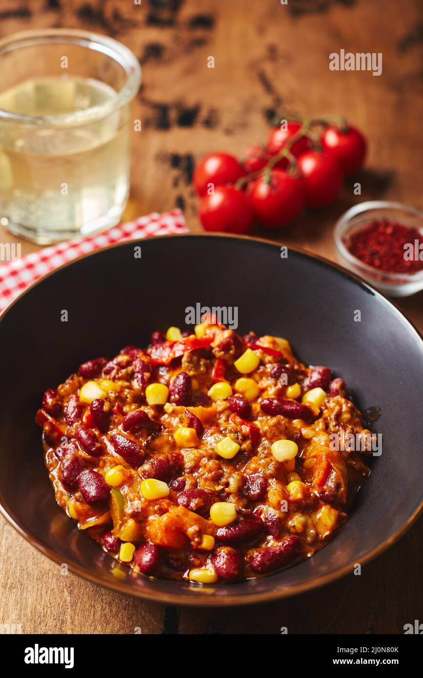 Chili con carne corn hi-res stock photography and images - Alamy