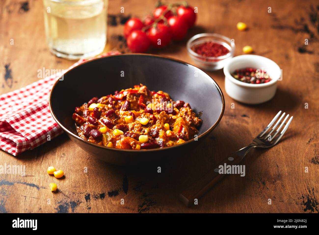 Beef chilli con carne hi-res stock photography and images - Alamy
