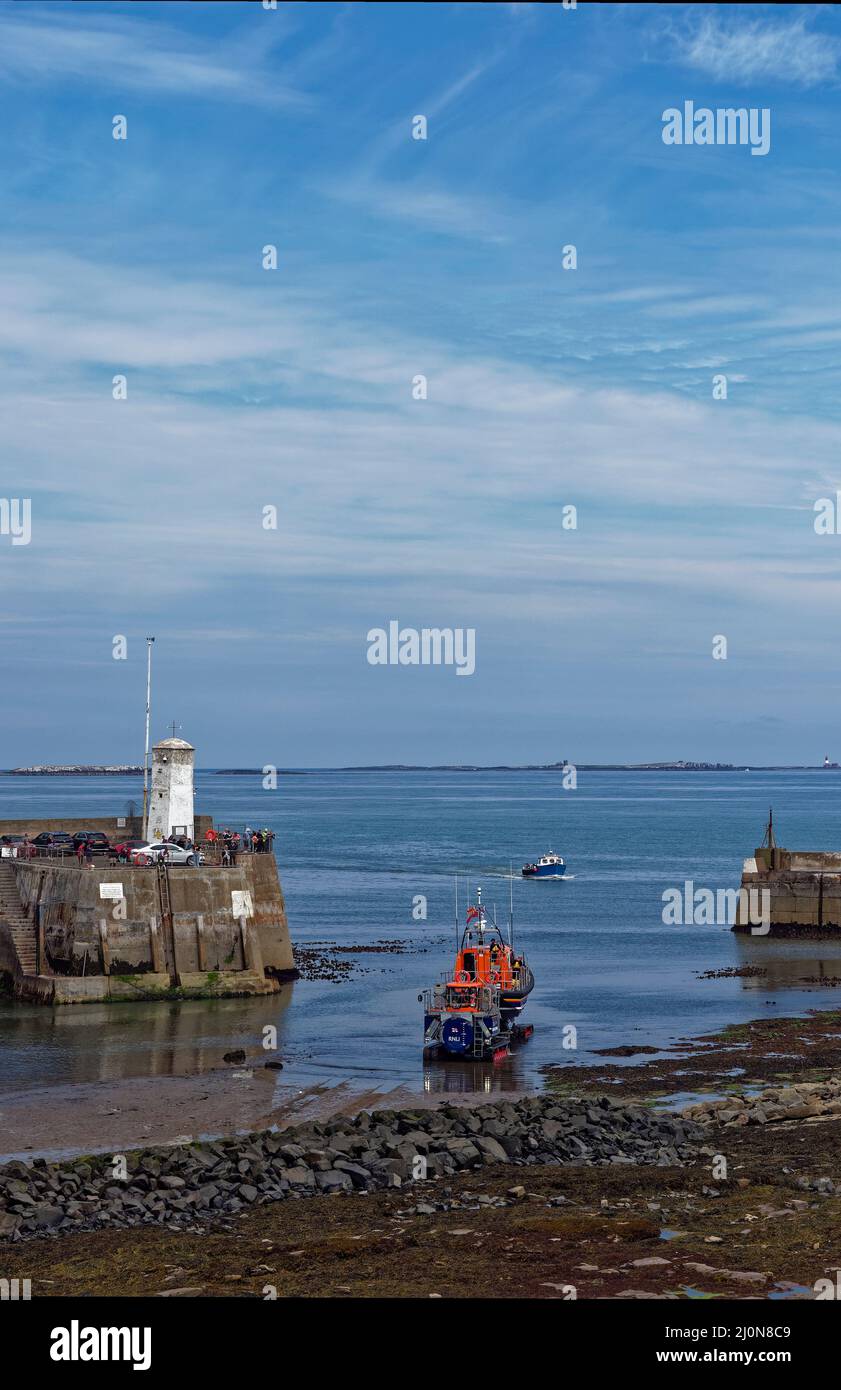 The Shannon Class Lifeboat SLARS Tracked launch Vehicle approaching the ...