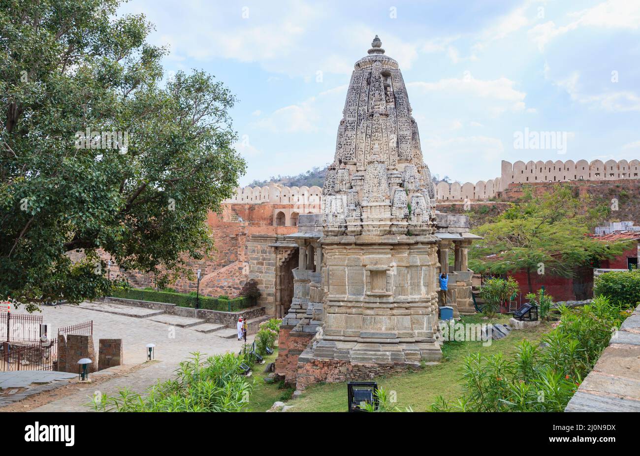 Typical Hindu sikhara (tower) temple architecture in Kumbhalgarh, a ...
