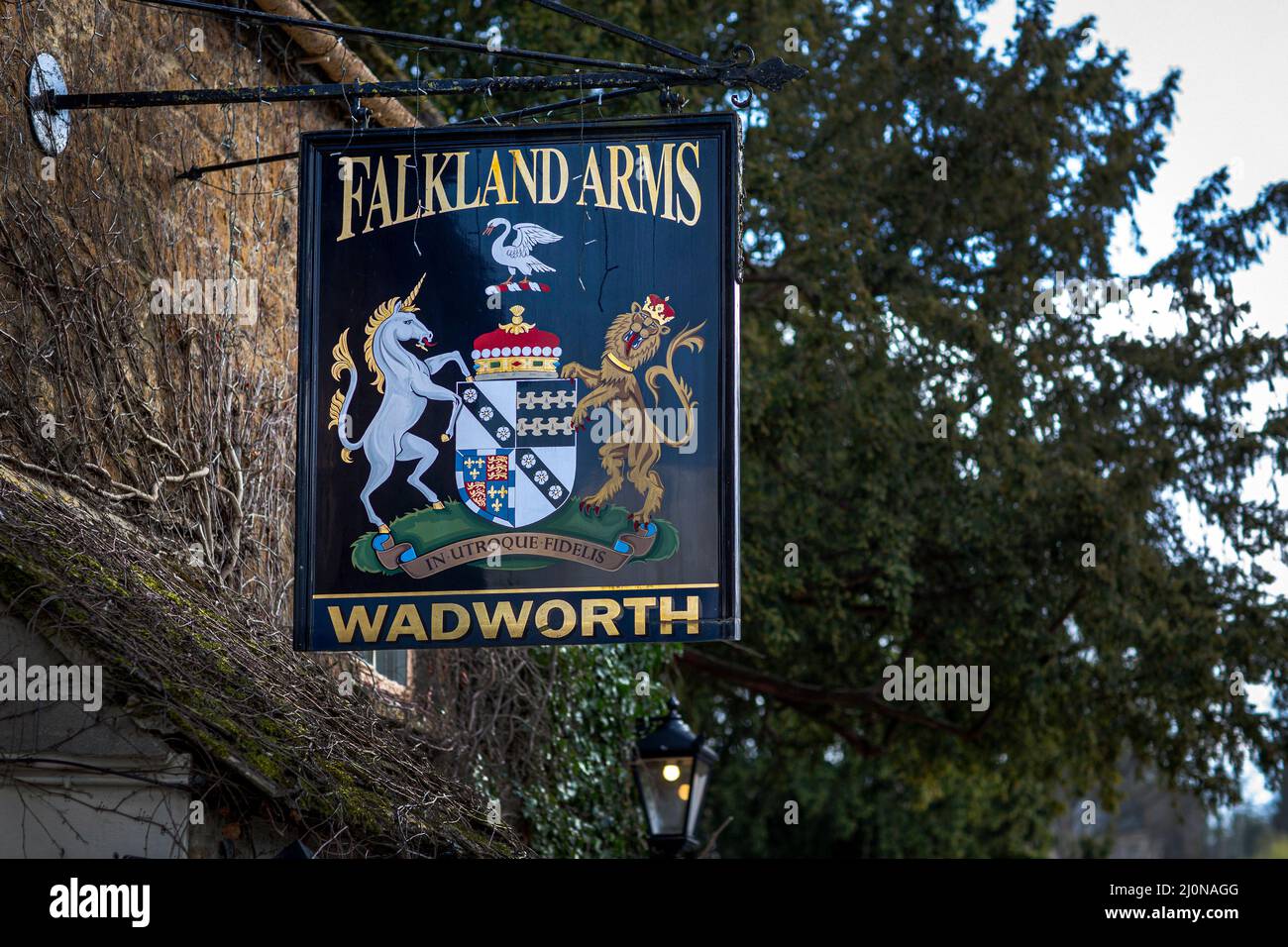 The Falkland Arms pub in the Cotswold village of Great Tew, Oxfordshire ...