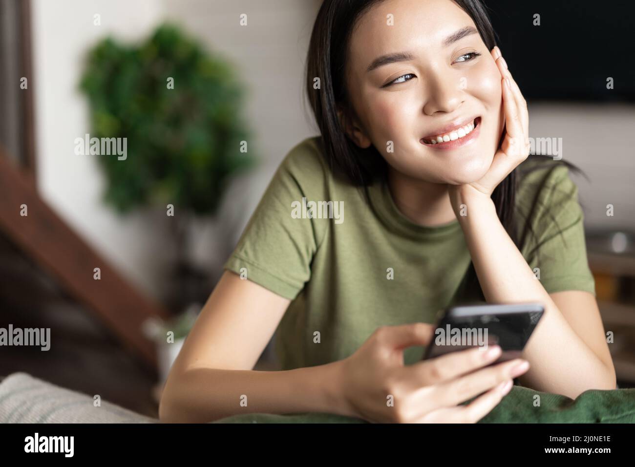 Waiting for delivery order hi-res stock photography and images - Alamy