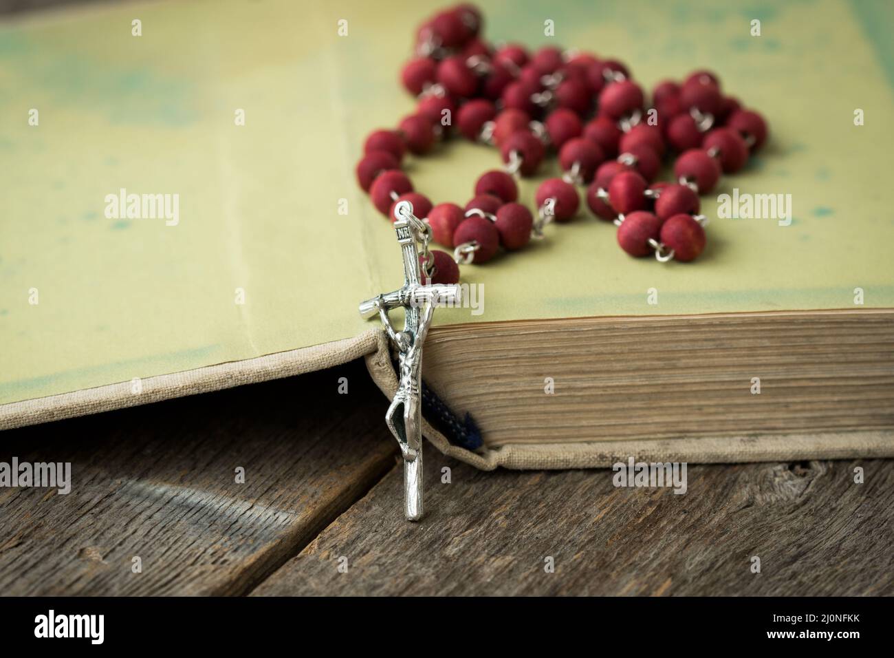 Ancient book opened hi-res stock photography and images - Alamy
