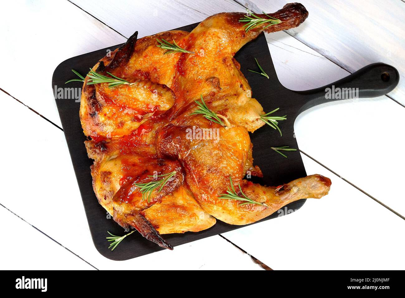Chicken with crispy skin hi-res stock photography and images - Alamy