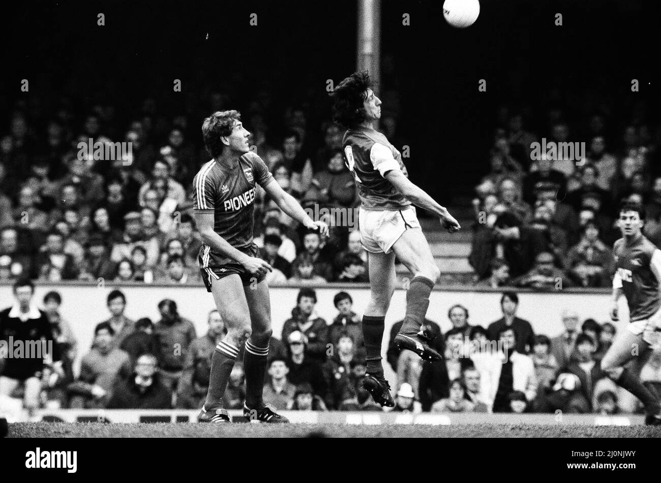 Highbury 1980s hi-res stock photography and images - Alamy