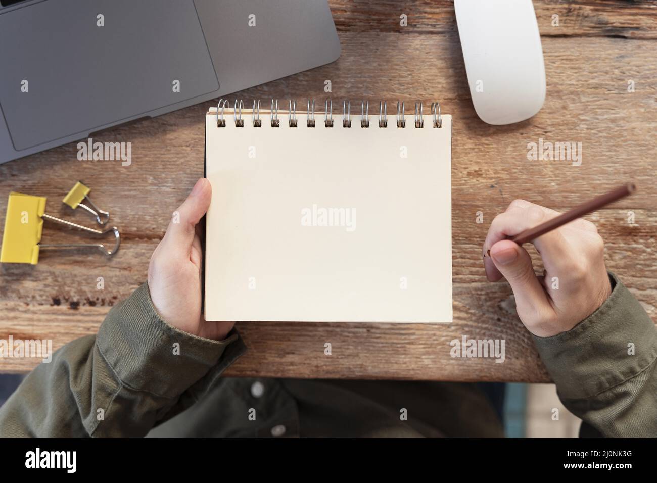 Digital note taking hi-res stock photography and images - Alamy