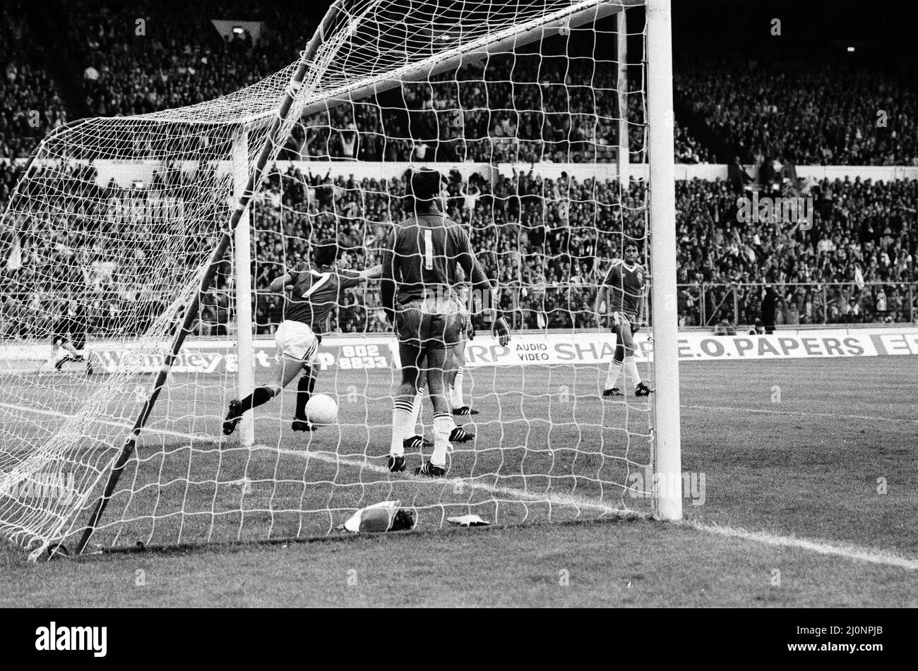 Brighton & Hove Albion 0-4 Manchester United, 1983 FA Cup Final Replay ...
