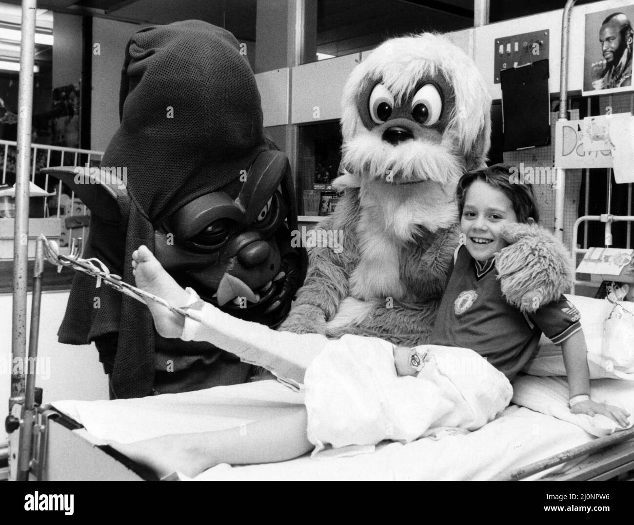 Disney cartoon hi-res stock photography and images - Alamy