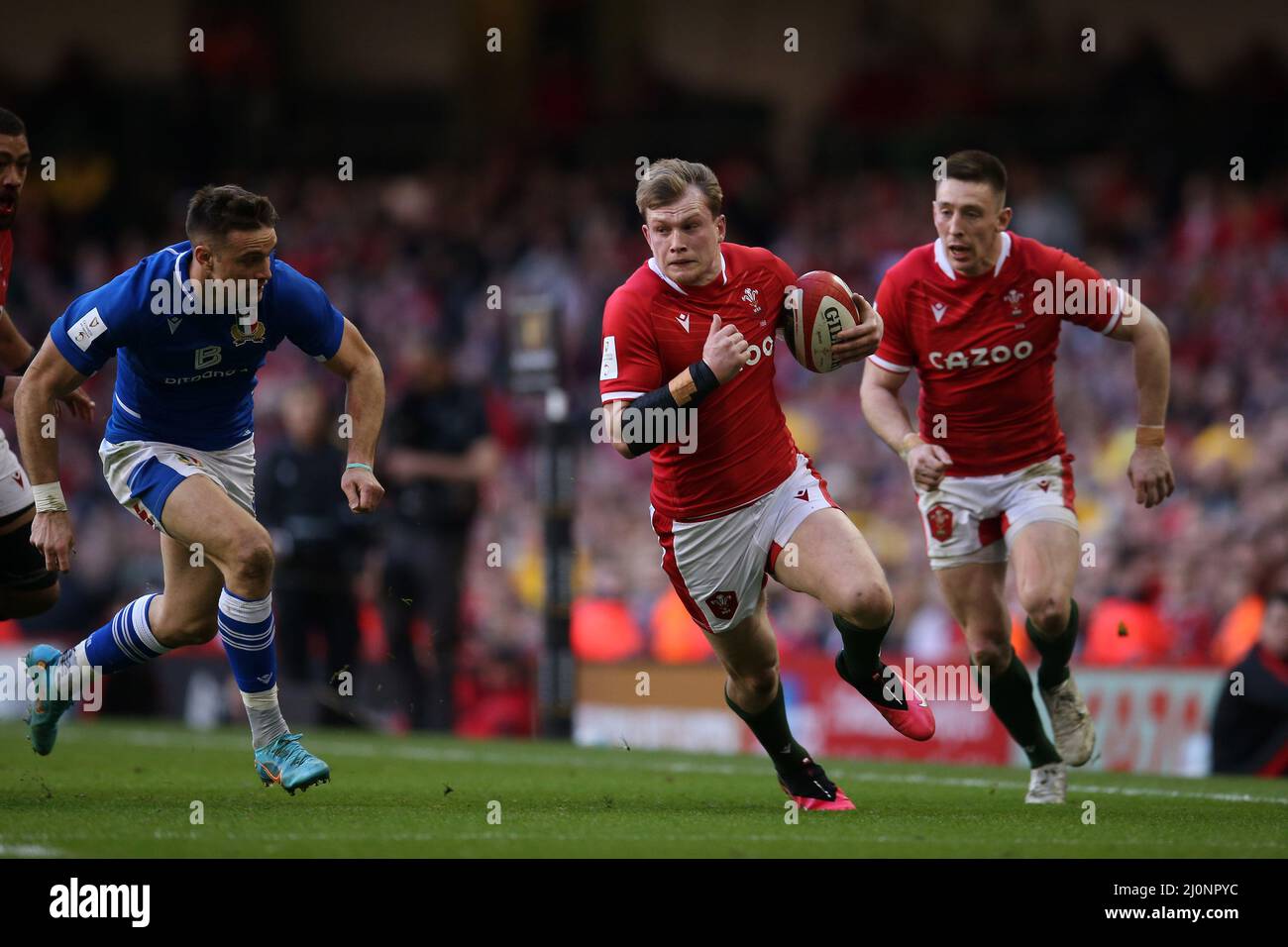 Nick tompkins wales 2022 hi-res stock photography and images - Alamy