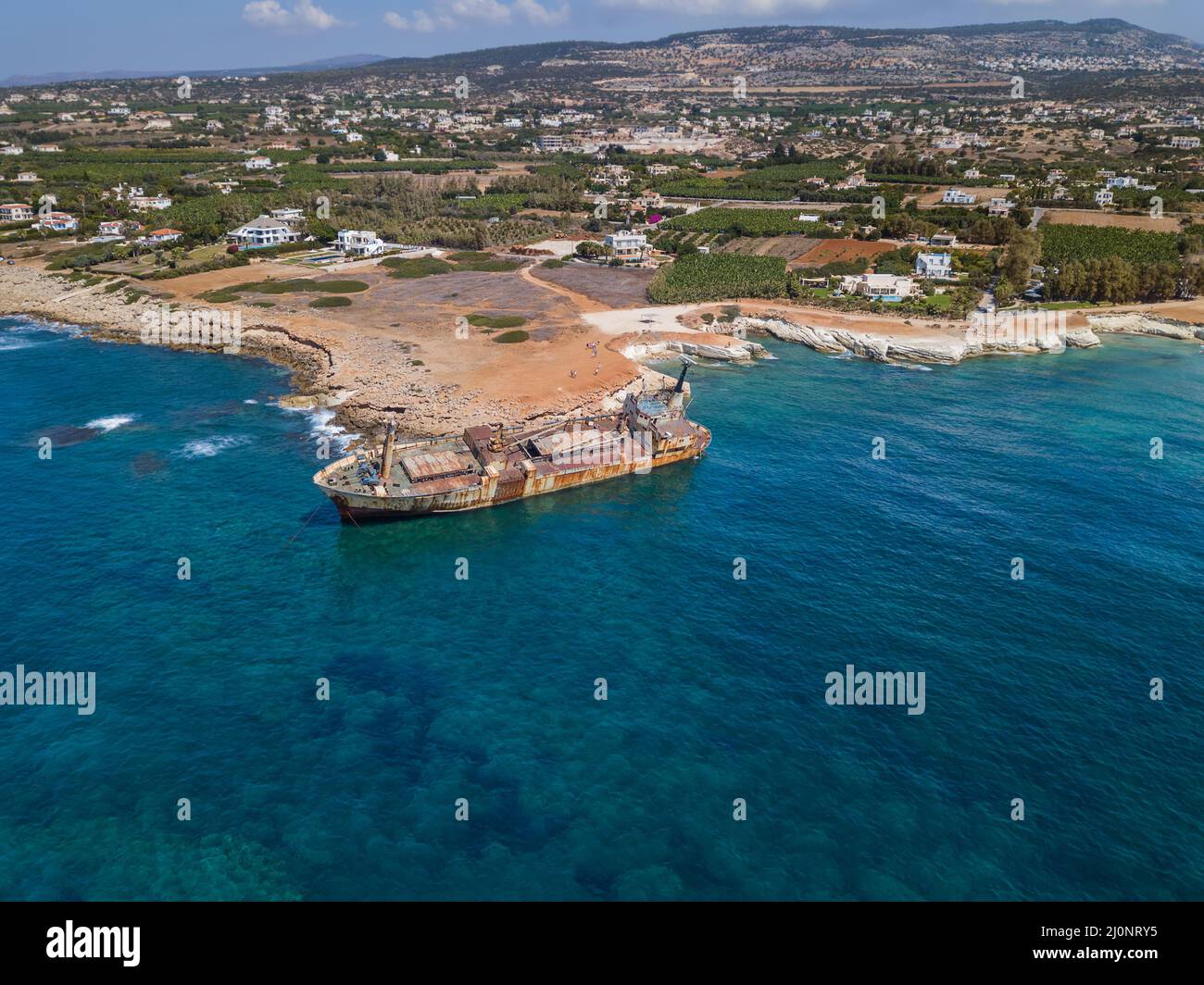 Paphos ship wreck hi-res stock photography and images - Alamy
