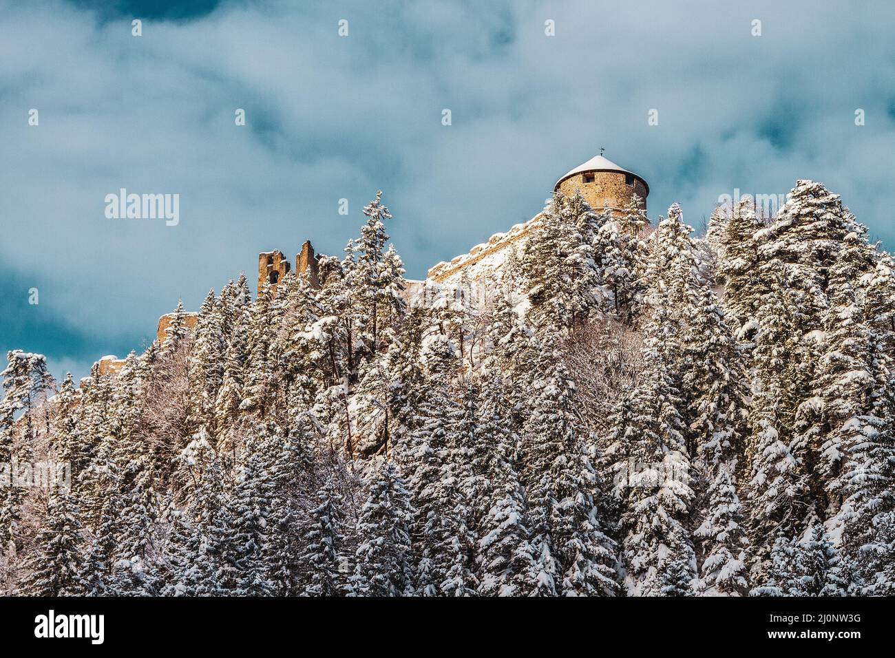 Snowy mountains and medieval castle hi-res stock photography and images ...