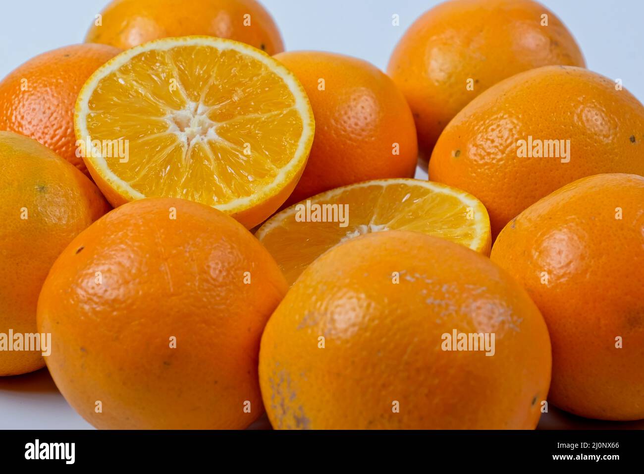 Slices orange whole oranges juice hi-res stock photography and images ...