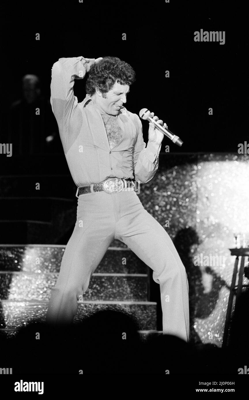 Tom jones 1983 Black and White Stock Photos & Images - Alamy