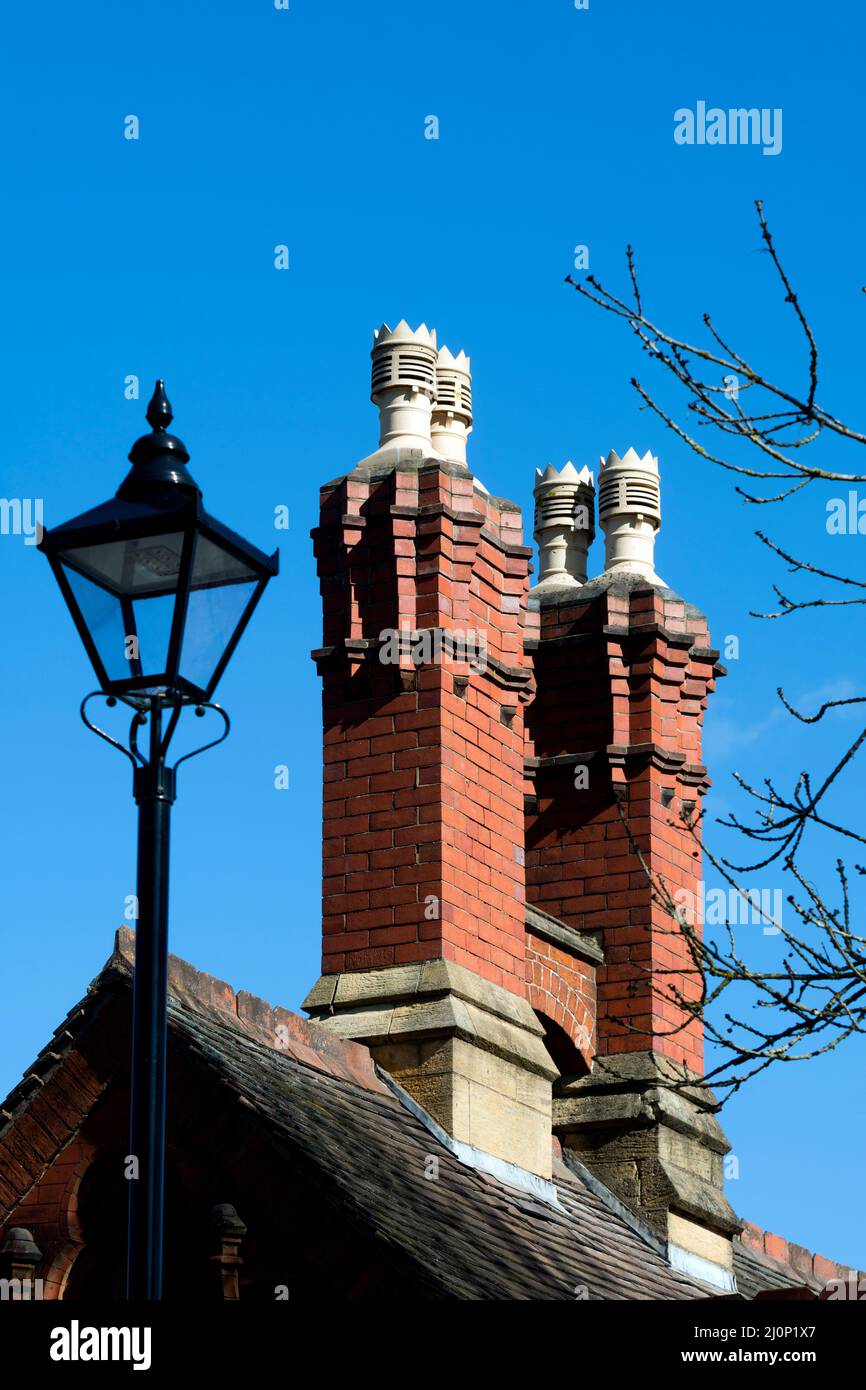 Uk cottage building hi-res stock photography and images - Alamy