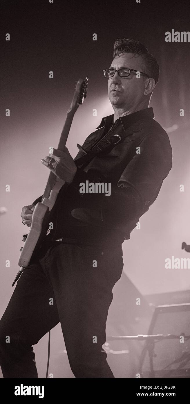 Richard hawley pulp hi-res stock photography and images - Alamy