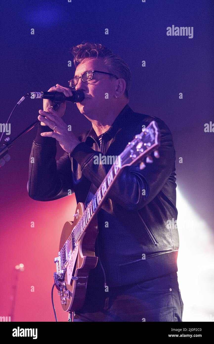Richard hawley, pulp hi-res stock photography and images - Alamy