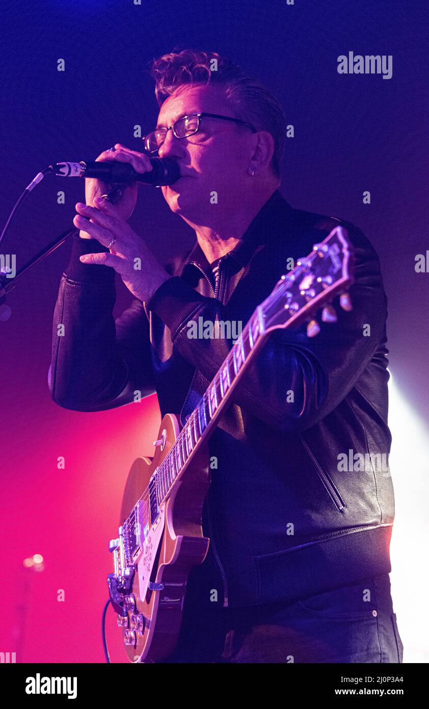 Richard hawley, pulp hi-res stock photography and images - Alamy