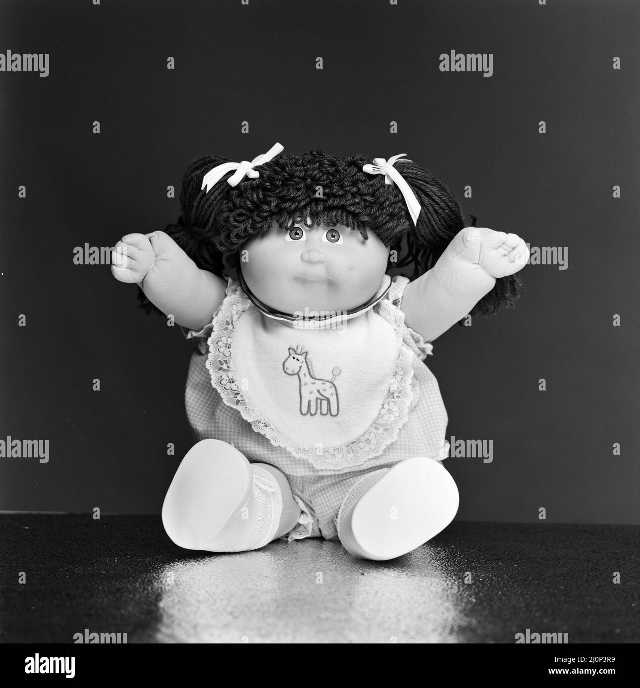 Cabbage patch dolls 1980s hi-res stock photography and images - Alamy