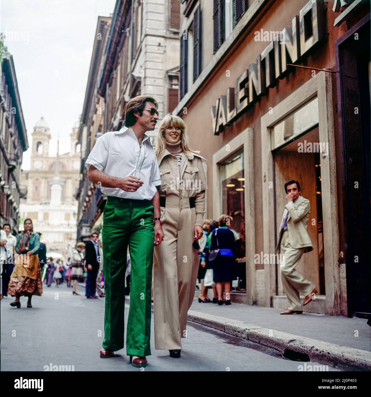 Via condotti via condotti valentino hi-res stock photography and images ...