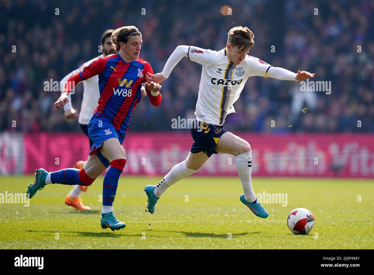 Conor gallagher anthony gordon hi-res stock photography and images - Alamy