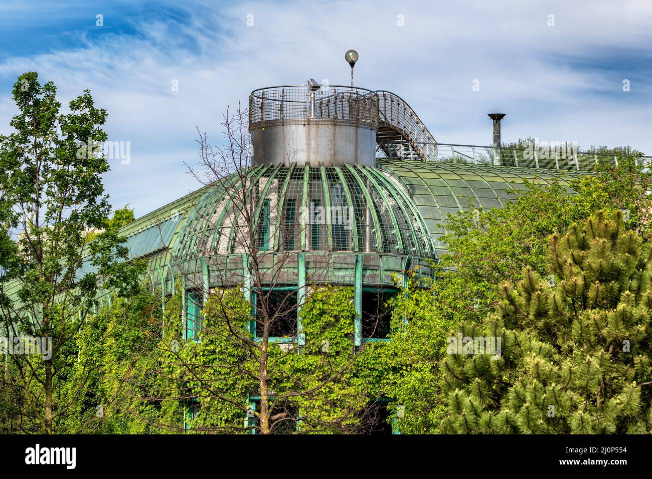 Warsaw university library rooftop hi-res stock photography and images ...