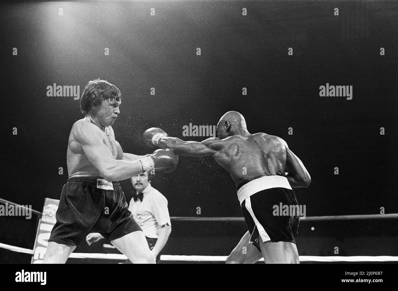 Tony boxing Black and White Stock Photos & Images - Alamy