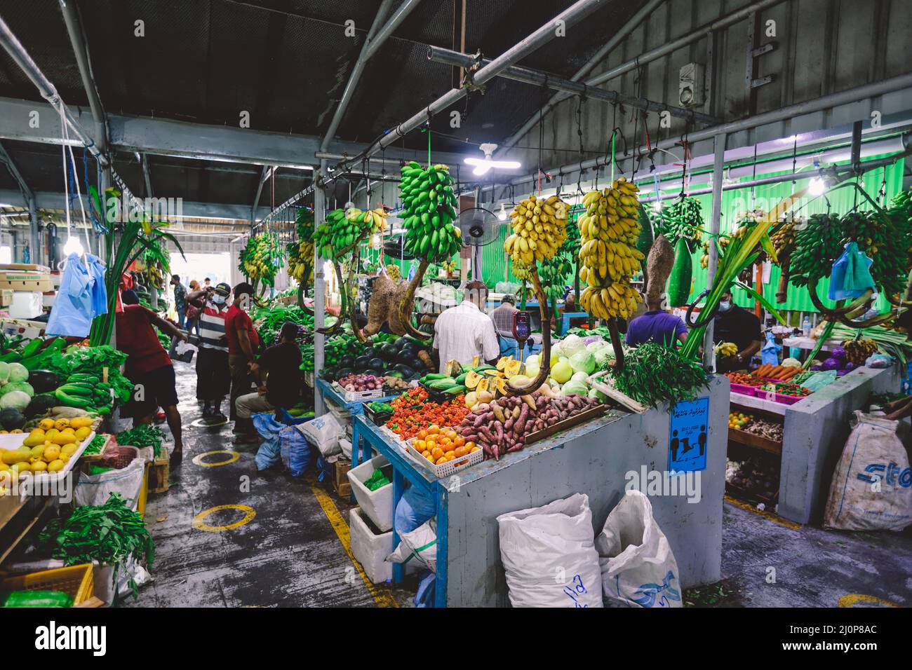Male local market maldives hi-res stock photography and images - Alamy