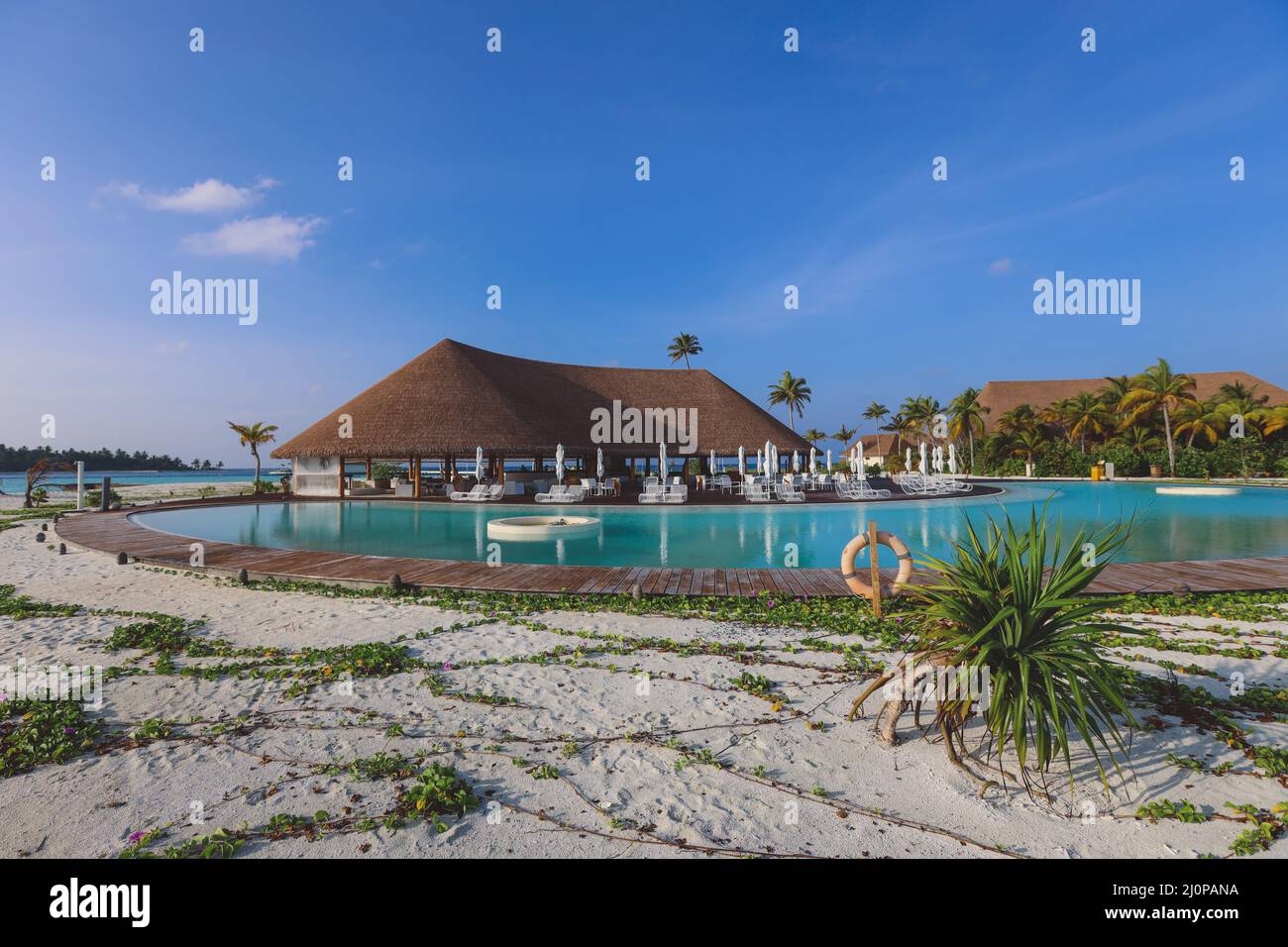 Luxury Seaside View to the Maldivian Ocean Villas in the Heart of ...