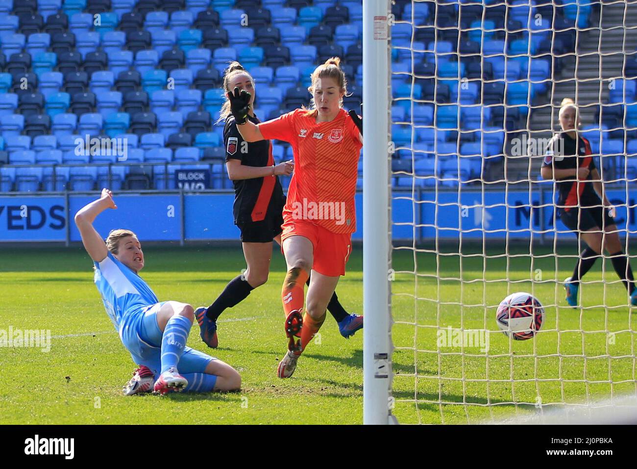Ellen White #18 of Manchester City scores to make it 4-0 in Manchester ...